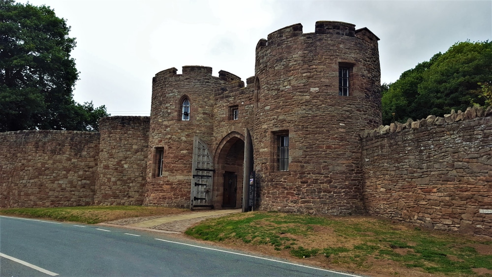 Beeston Castle | Get Tickets, Visitor Info | Castles History