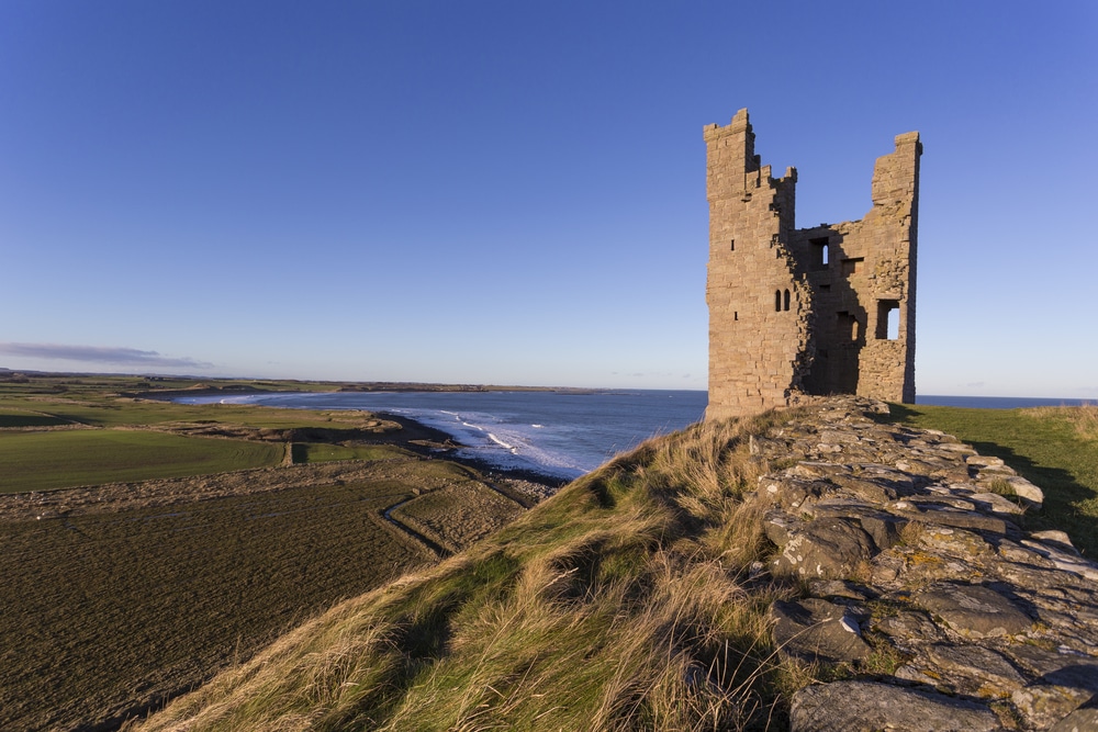 Dunstanburgh Castle | Get Tickets, Visitor Info | Castles History